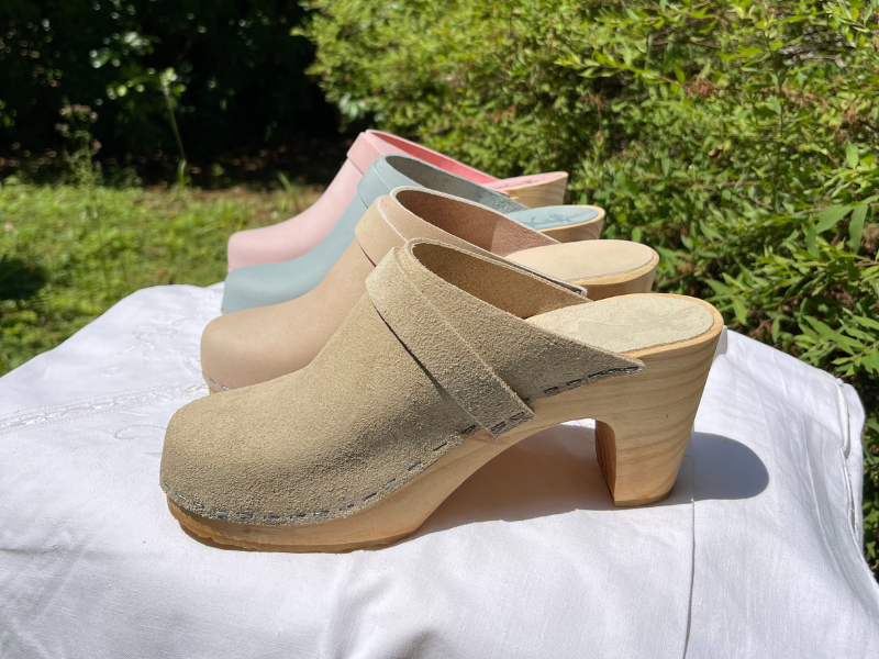 Nouvelle Collection de Sabots Hauts Suédois : Le Confort en Première L ...